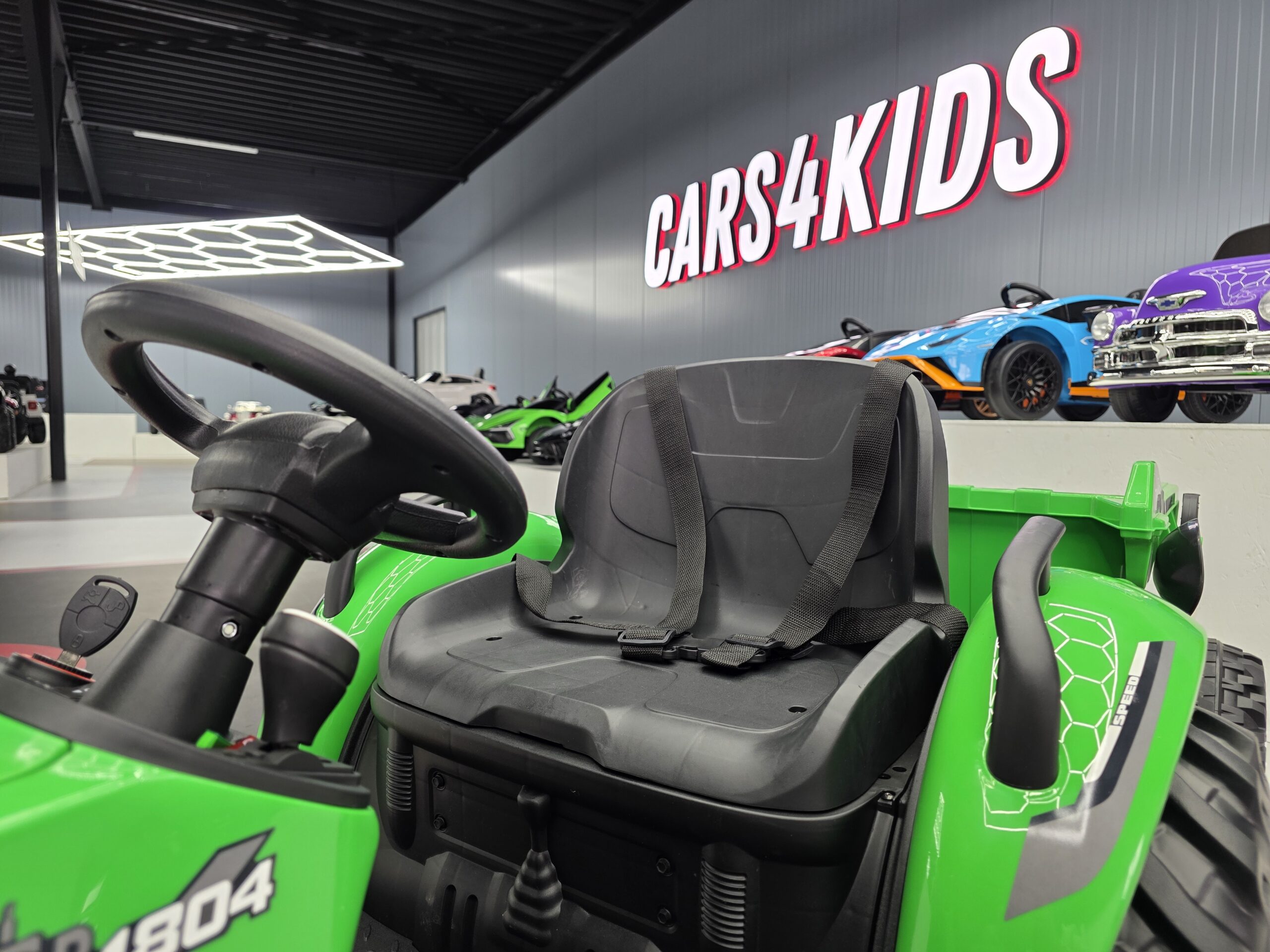 Kindertractor 24 volt met aanhanger groen - Cars4Kids kinder tractors