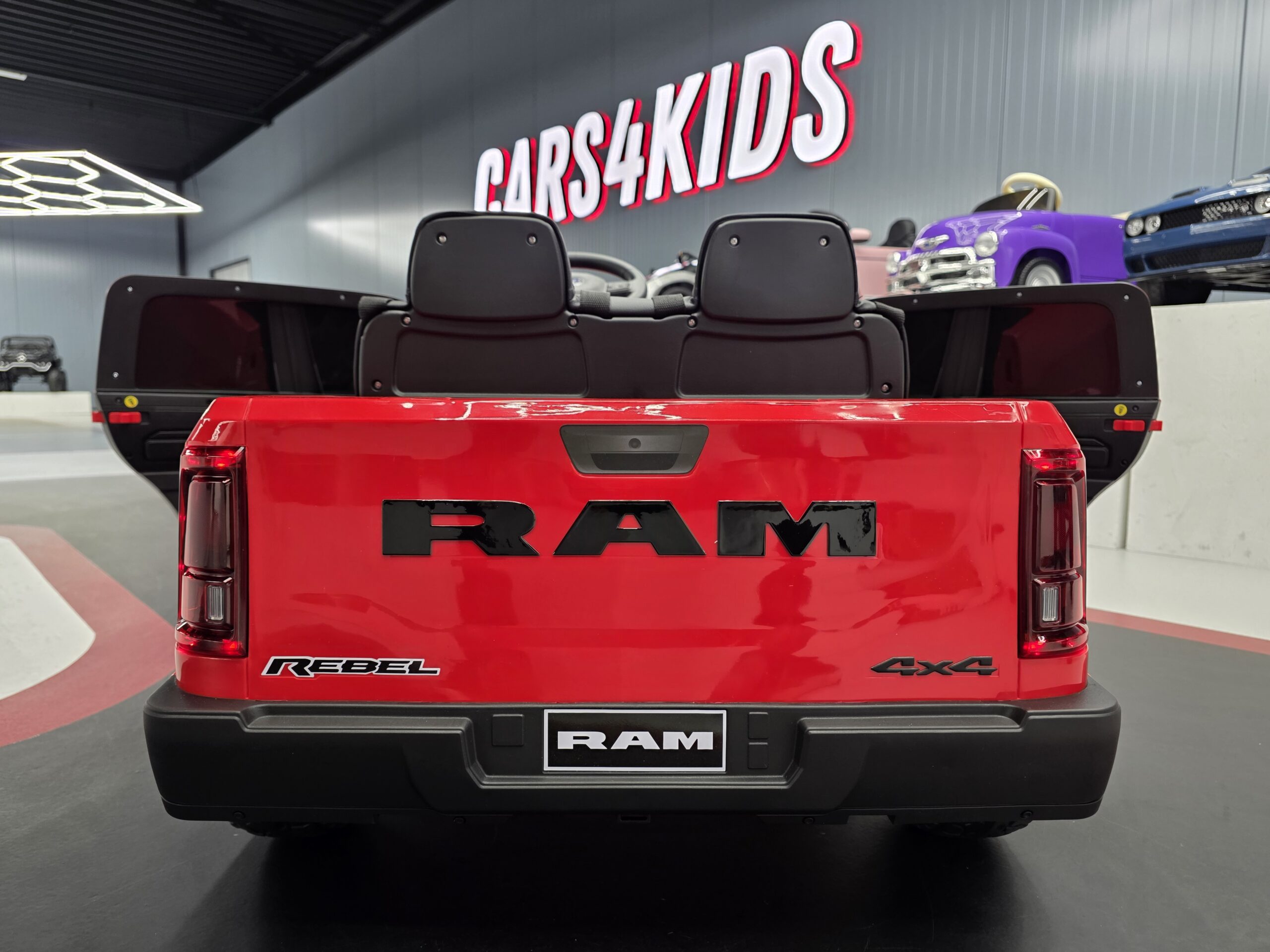 Elektrische kinderauto Dodge RAM 12 volt - Cars4Kids