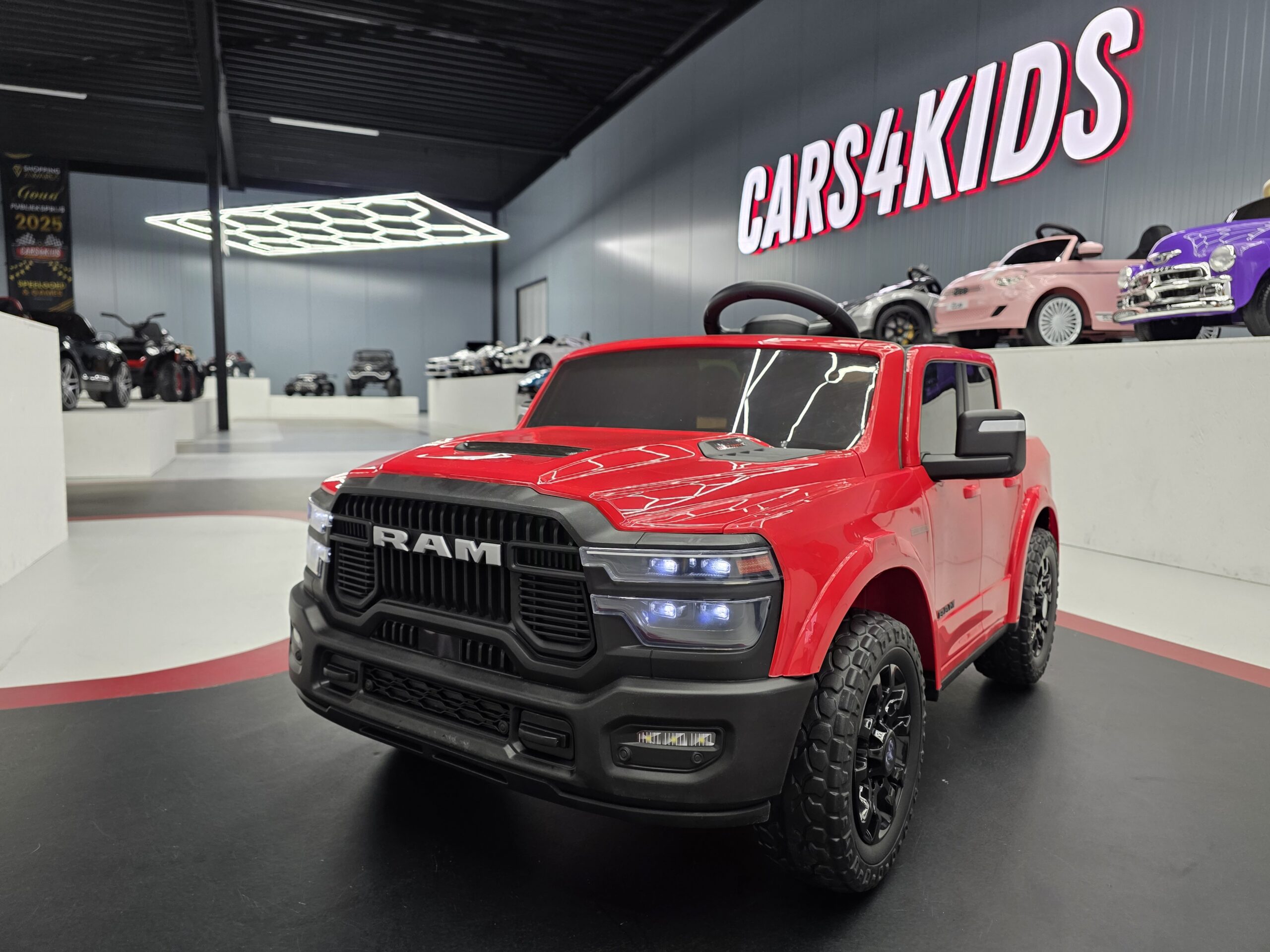 Elektrische kinderauto Dodge RAM 12 volt - Cars4Kids